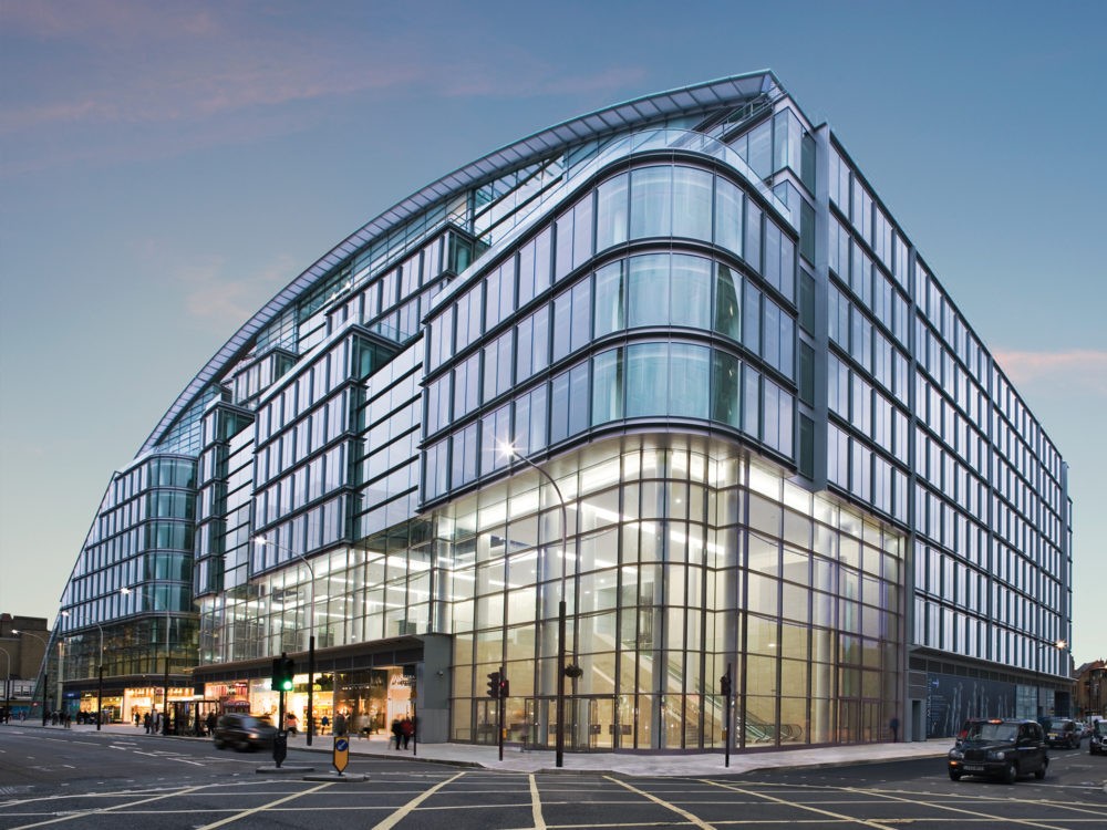 London - Victoria Street - The Photographic Angle