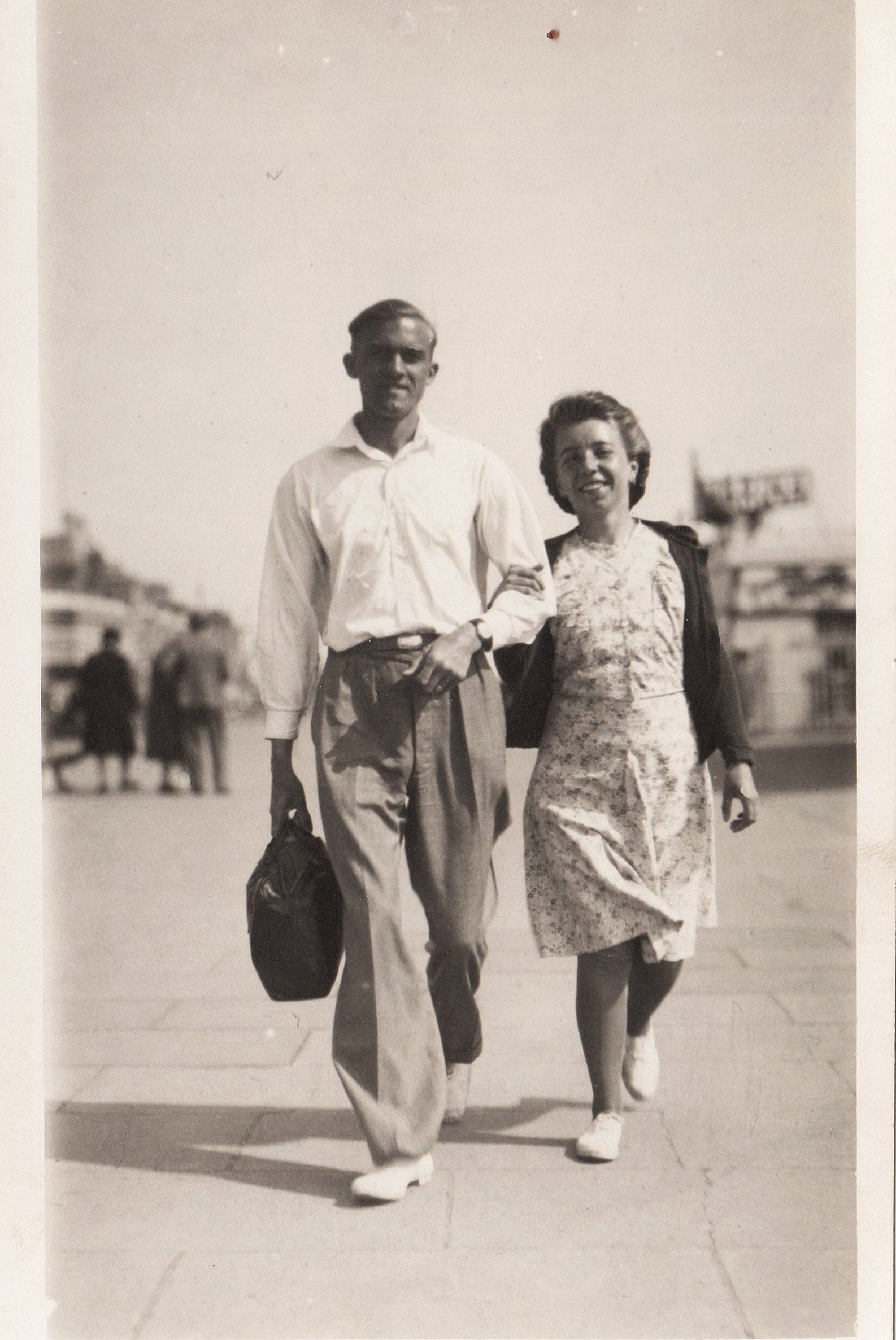 Vernacular Photography - The Photographic Angle